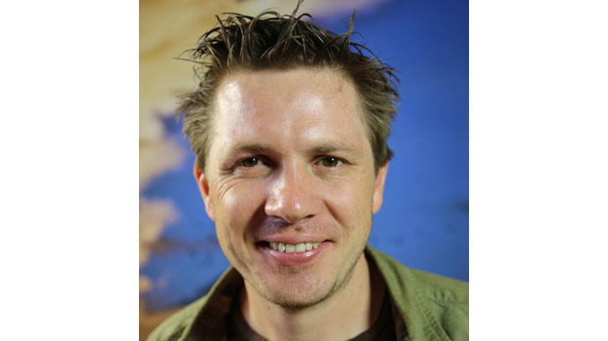 On the couch with Mike Hill - Live The Life You Please